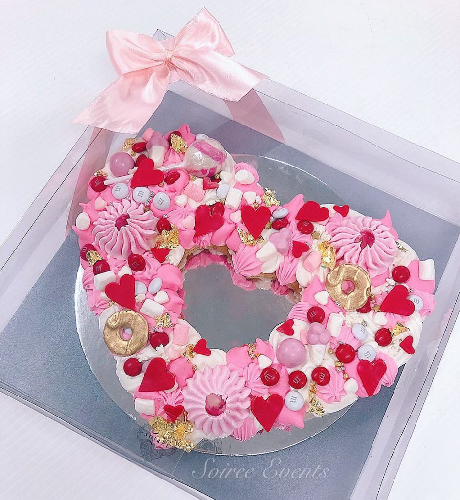Love Heart Cookie Cake – Soiree