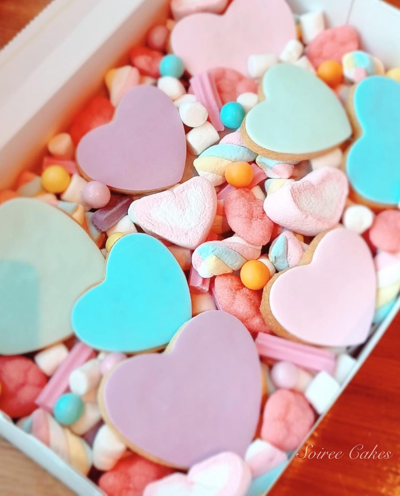 Love Heart Sugar Cookie and Candy Grazing Box – Soiree