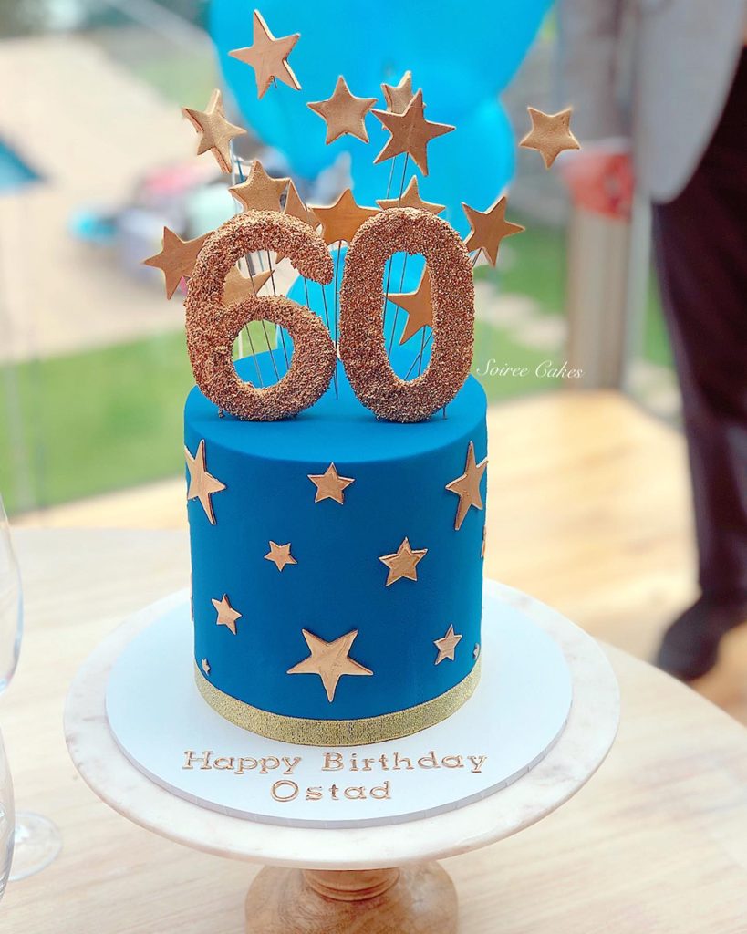 Navy and Gold Shooting Star Cake – Soiree